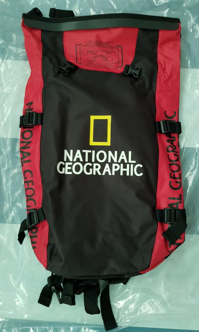 National Geographic Dry Bag Nat Geo Size 20 (L), Men's Fashion, Bags ...