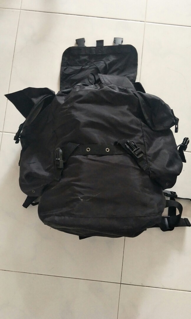 Civil defence bag, Hobbies & Toys, Memorabilia & Collectibles, Vintage ...