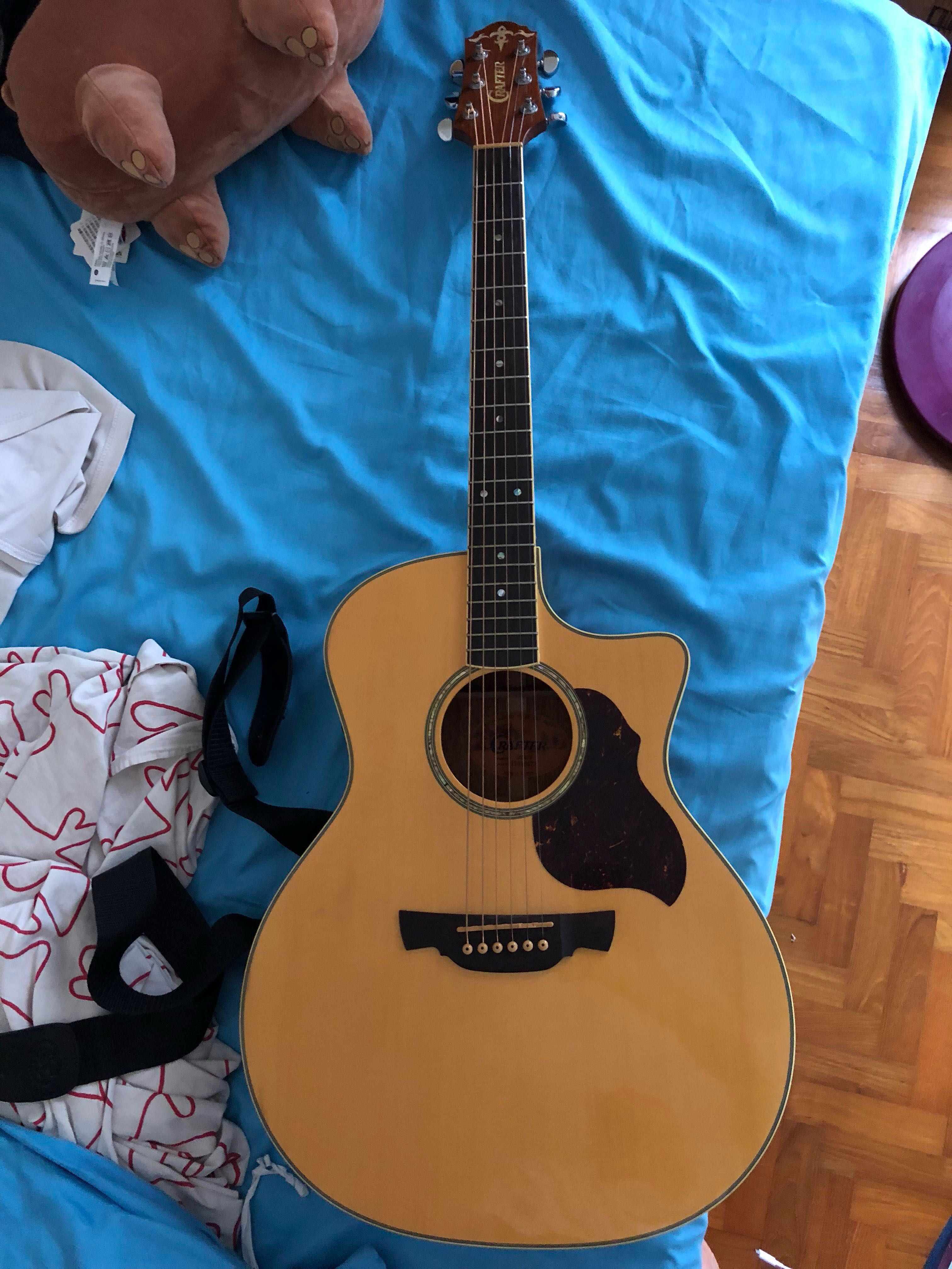 Crafter GAE 8/N Acoustic Electric Guitar, Hobbies & Toys, Music & Media ...