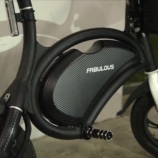 Custom Deck sticker for DYU, Sports Equipment, PMDs, E-Scooters & E ...