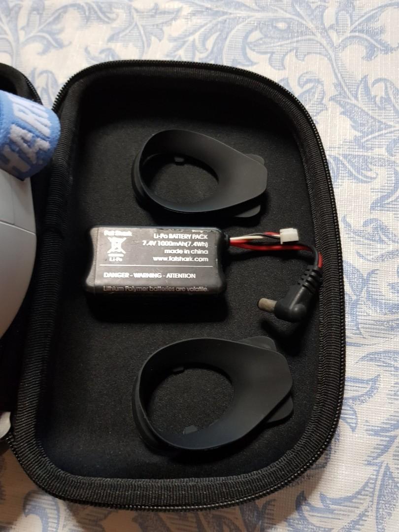 Fatshark Dominator V2, Computers & Tech, Parts & Accessories, Computer ...