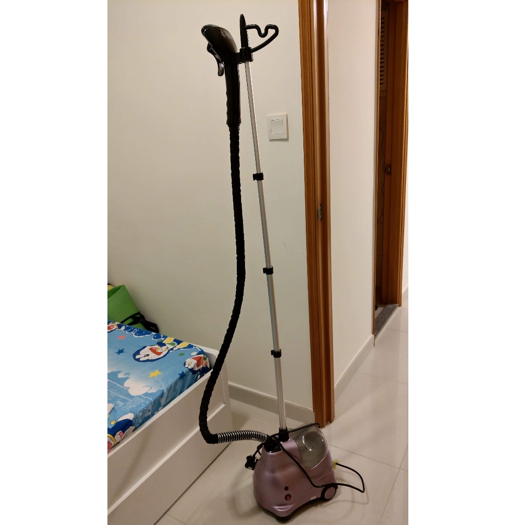 Larette紫色直立式掛熨熨斗, 家庭電器, 熨斗及掛熨機 - Carousell