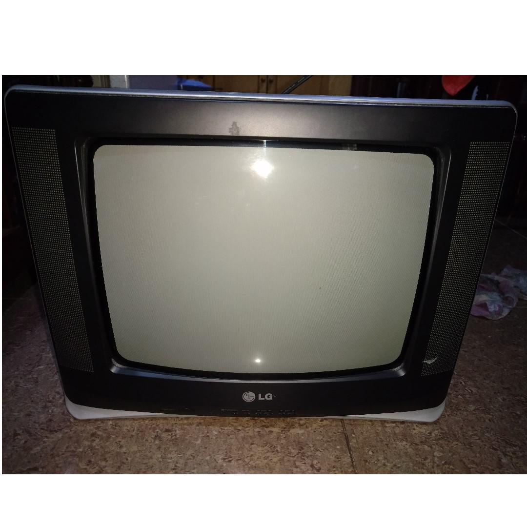 LG 14CC4RB 14 inch CRT TV, TV & Home Appliances, TV & Entertainment, TV ...