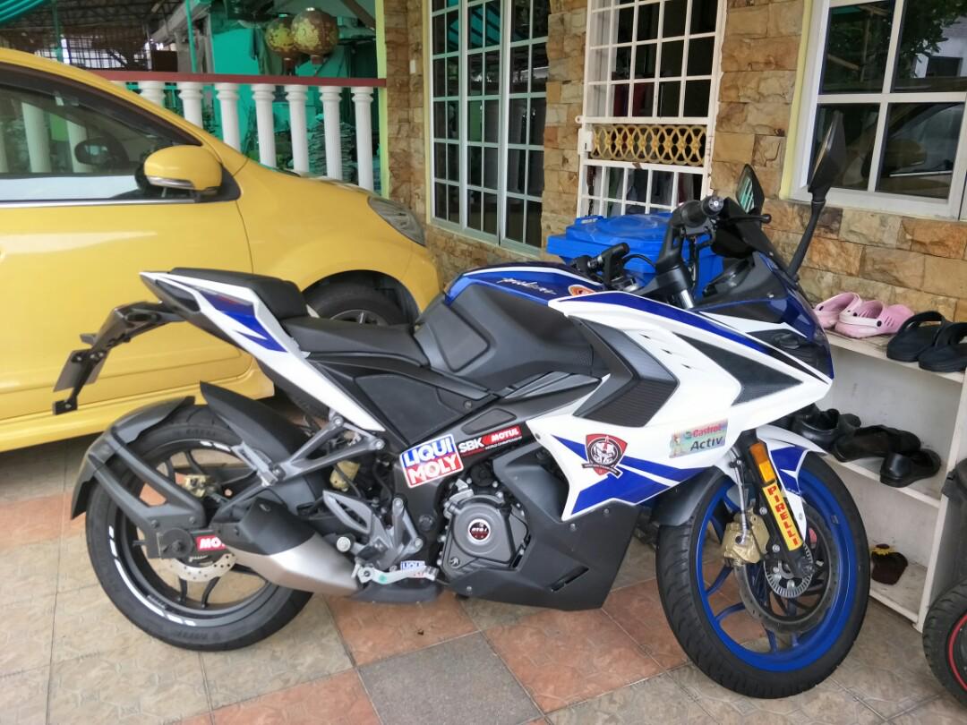 Modenas Pulsar RS200, Motorbikes on Carousell