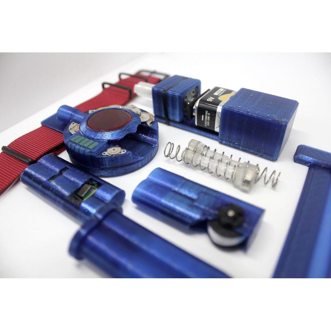 Functional Web Shooter, Mobile Phones & Gadgets, Mobile & Gadget ...