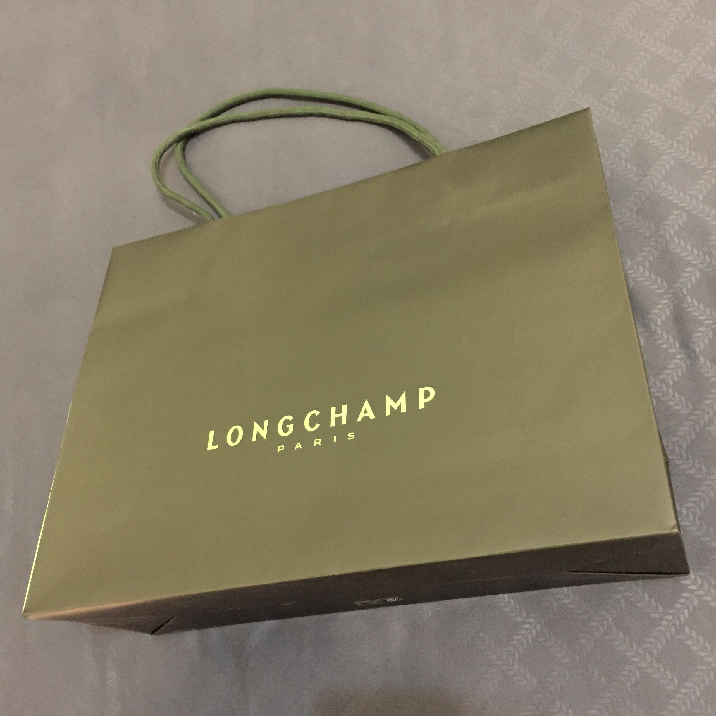 Longchamp Paper Bag 02, Luxury, Bags & Wallets on Carousell