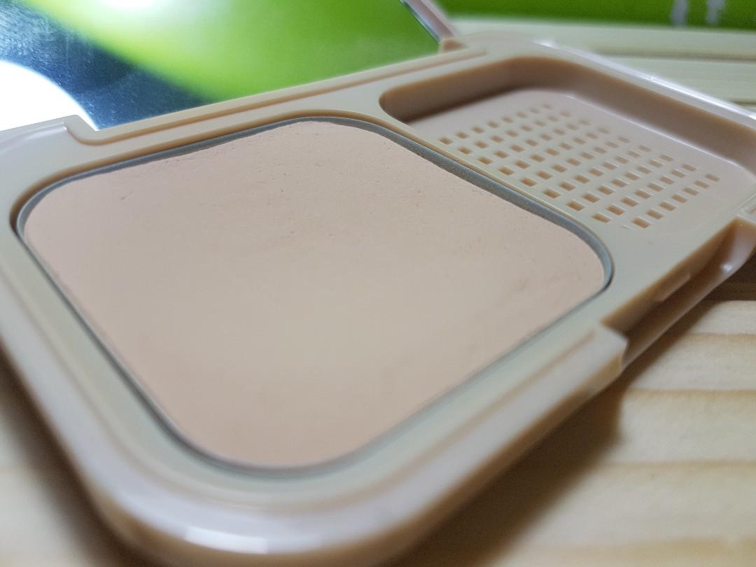 MAYBELLINE DREAM SATIN SKIN TWO WAY CAKE POWDER FOUNDATION, Beauty ...