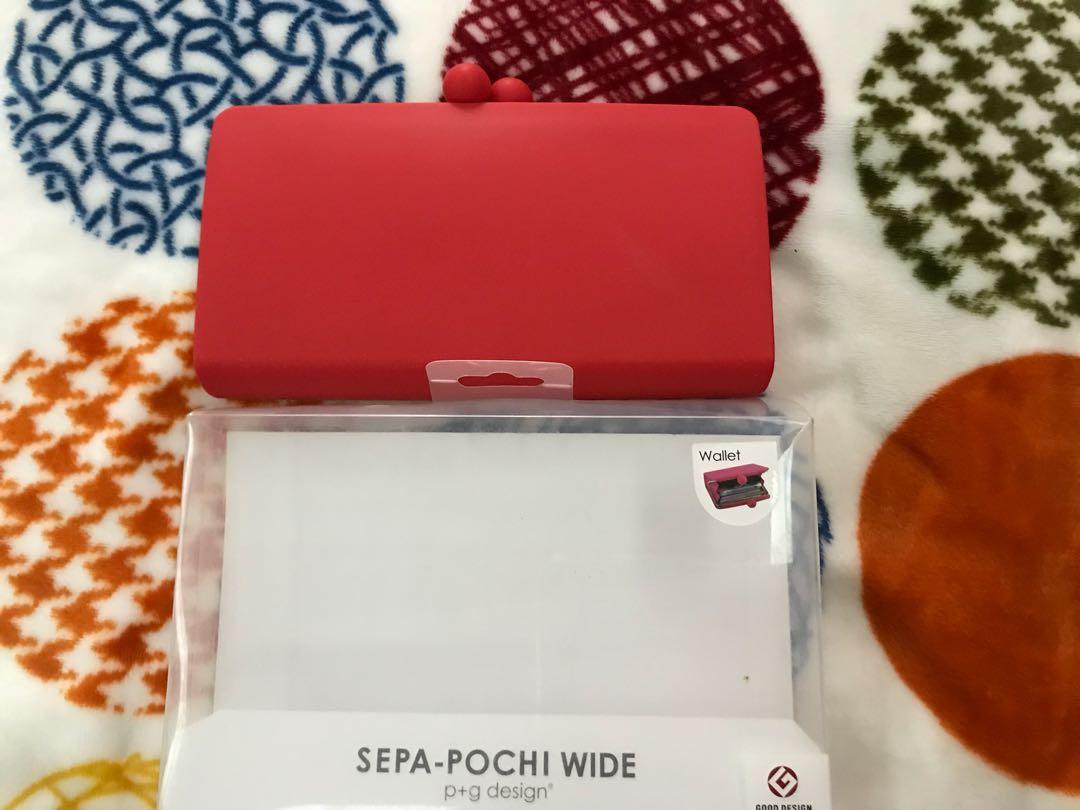 Original Pochi silicone wallet. Unused, Women's Fashion, Bags & Wallets ...
