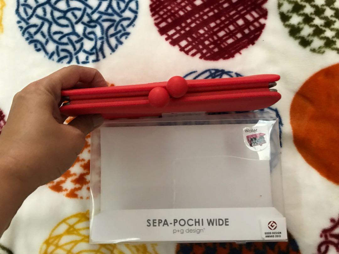Original Pochi silicone wallet. Unused, Women's Fashion, Bags & Wallets ...