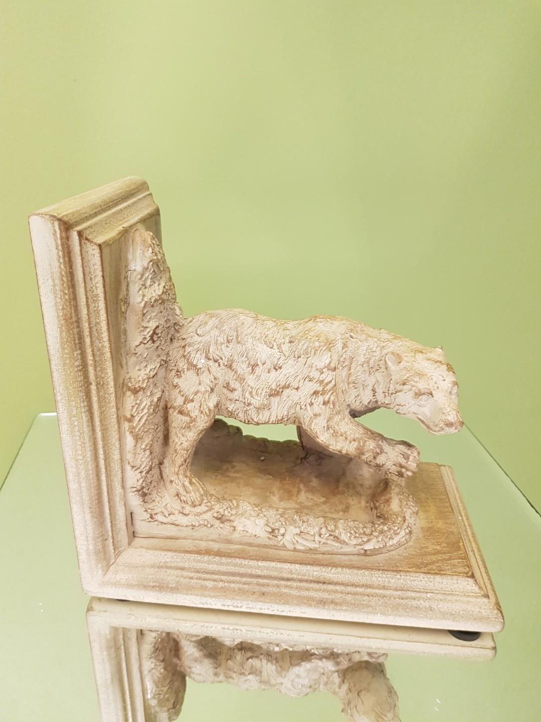 Eye Catching Design Book Stopper, Furniture & Home Living, Furniture ...