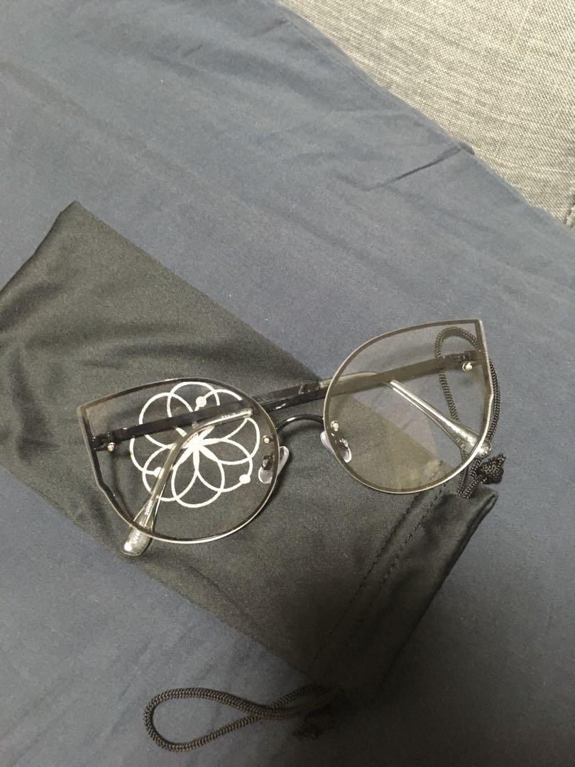 Infinity glasses, Men's Fashion, Watches & Accessories, Sunglasses ...