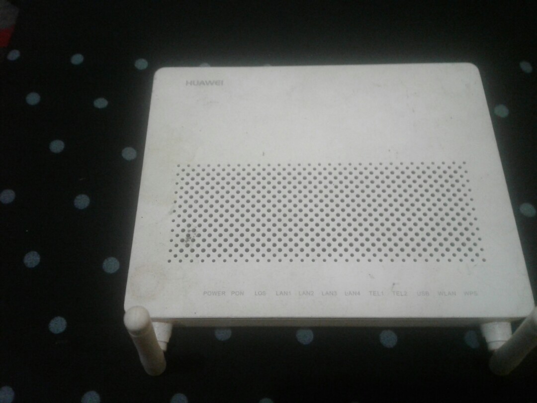 Modem Router Wi-Fi HUAWEI HG 8245, Elektronik, Lainnya di Carousell