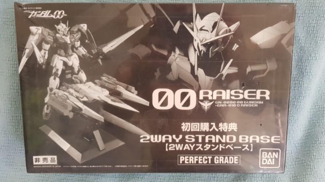 PG 00 Raiser with limited edition 2 way stand, Hobbies & Toys, Toys & Games on Carousell