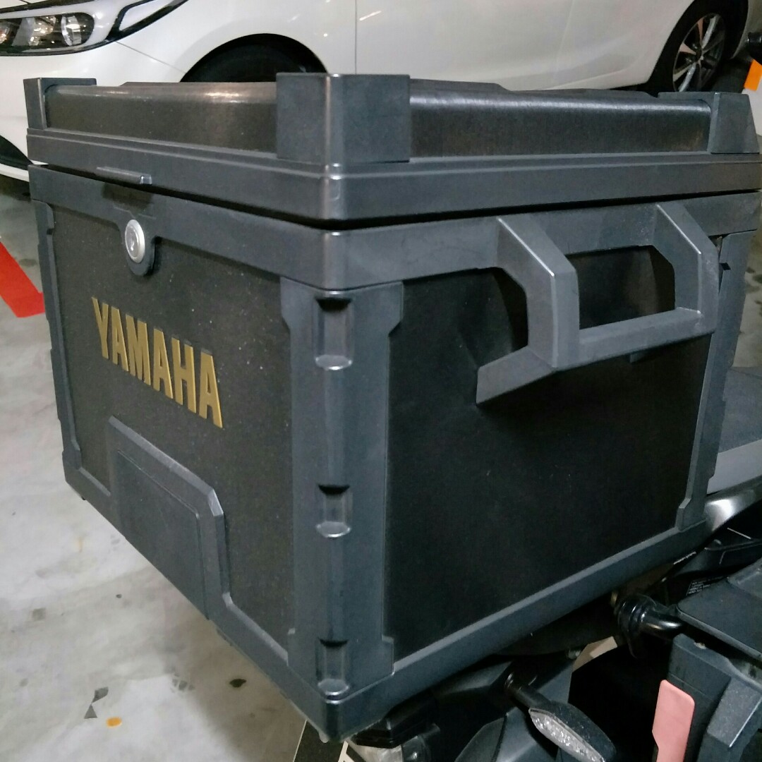 Tenere oem top box, Motorcycles, Motorcycle Accessories on Carousell