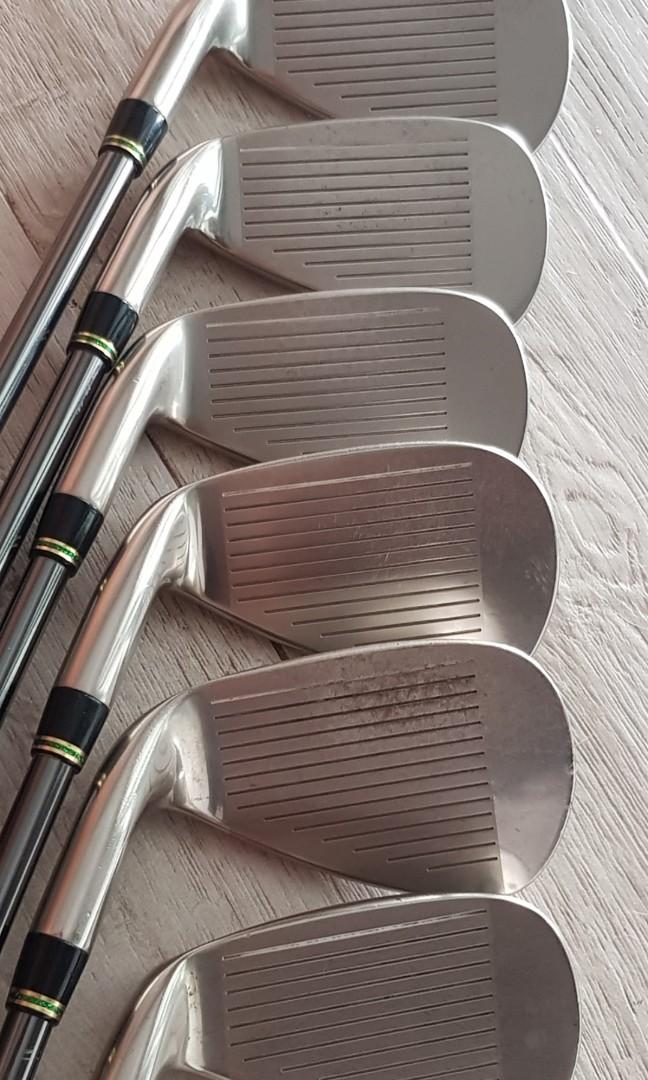 Bridgestone PhYZ, Sports Equipment, Sports & Games, Golf on Carousell