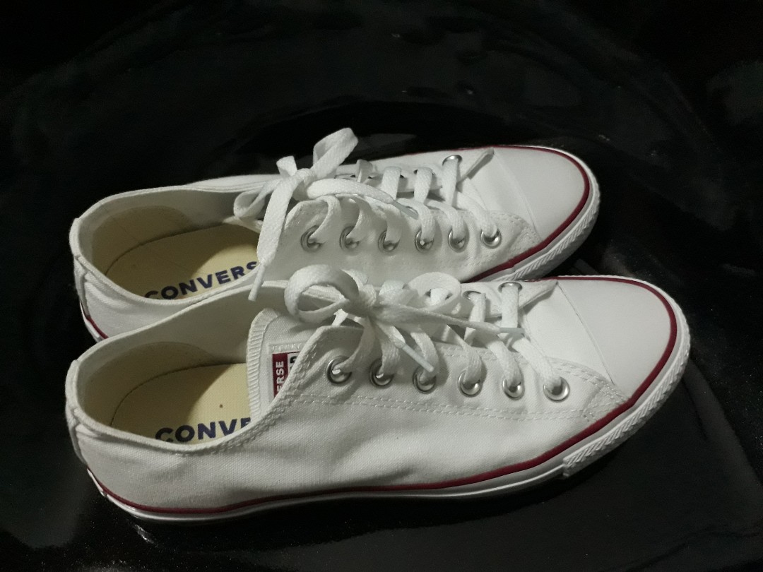 Chuck taylor white canvas low cut, Men's Fashion, Footwear, Sneakers on ...