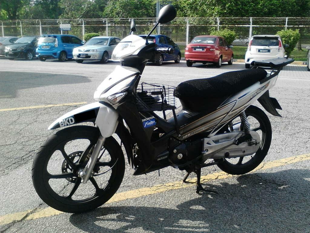 honda wave 125s, Motorbikes on Carousell