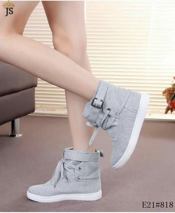 KOREAN HI-CUT SHOES, Women's Fashion, Footwear, Sneakers on Carousell