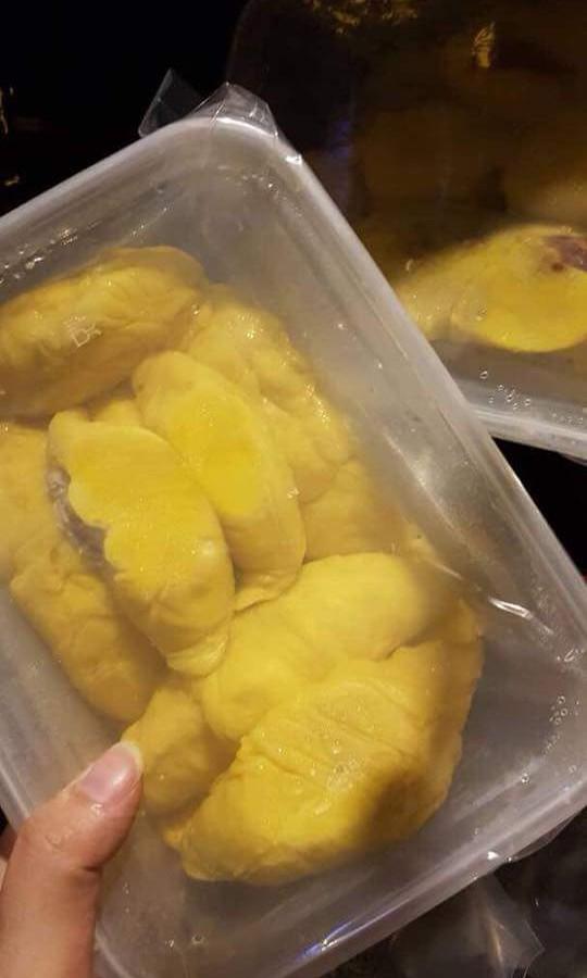 MUSANG KING DURIAN RAUB PAHANG, Food & Drinks, Local Eats on Carousell