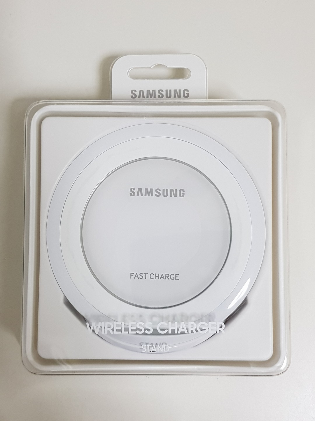 Samsung Wireless Fast Charger Stand (White), Mobile Phones & Gadgets ...