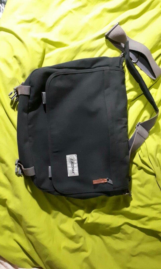 Tas slingbag eastpak ( eiger, jansport, bodypack), Fesyen Pria, Tas ...