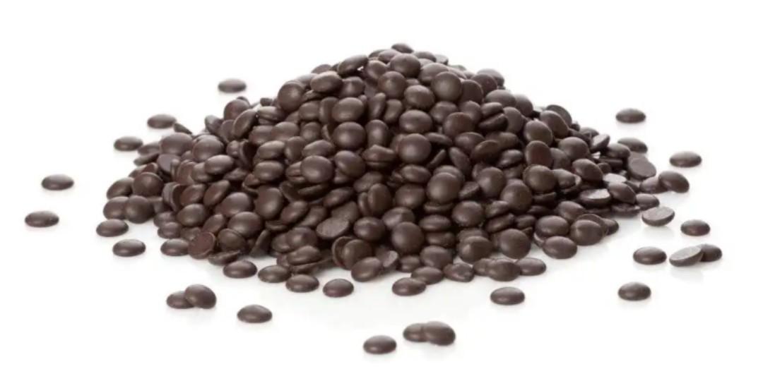 Belcolade 55% Dark Chocolate Chips (1kg), Food & Drinks, Packaged ...
