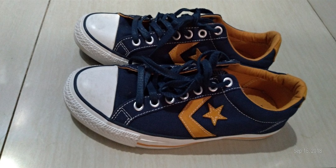 Converse Chevron Star, Men's Fashion, Footwear, Sneakers on Carousell