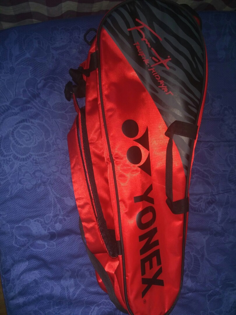 Taufik hidayat yonex bag limited edition, Sports Equipment, Sports ...