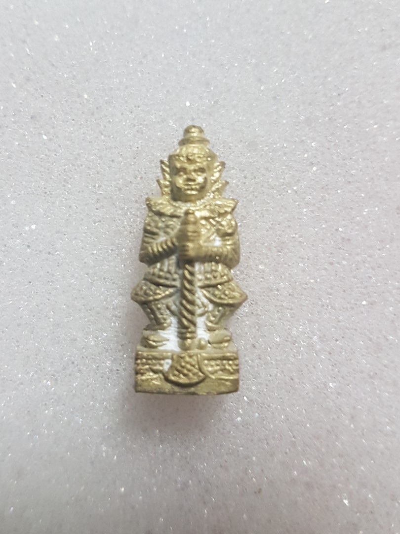 Thai Amulet lp prom 2553 taowesuwan double face, Hobbies & Toys ...