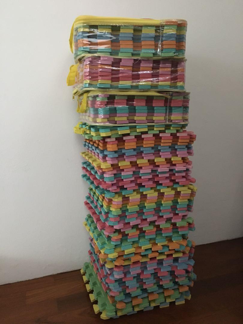 Toys R Us foam number play mats, Hobbies & Toys, Toys & Games on Carousell