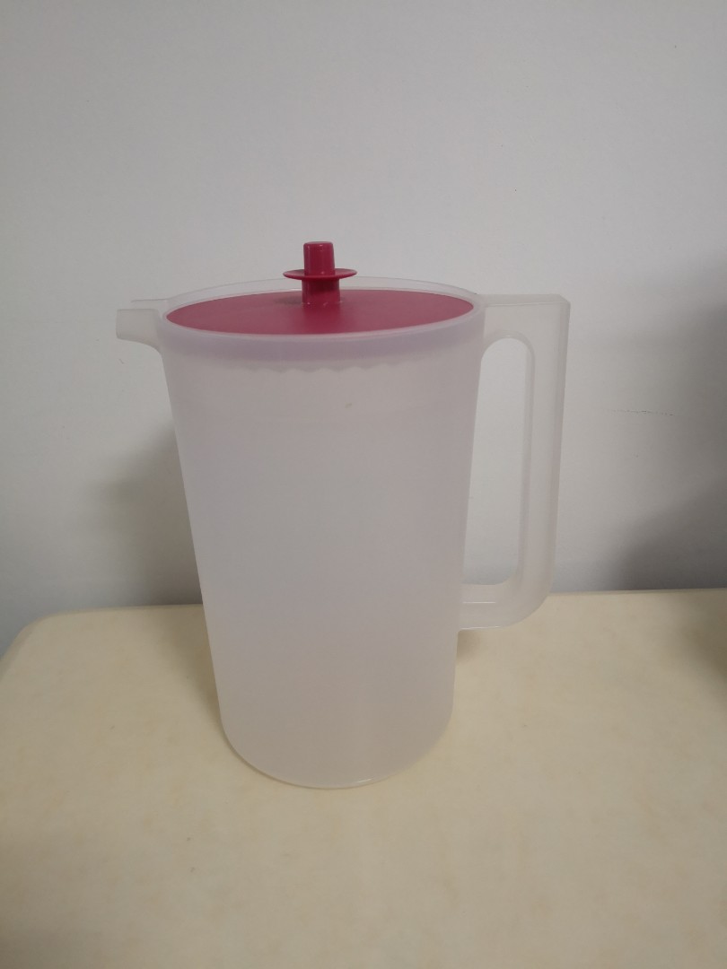 Tupperware Classic Large Pitcher, Furniture & Home Living, Kitchenware ...