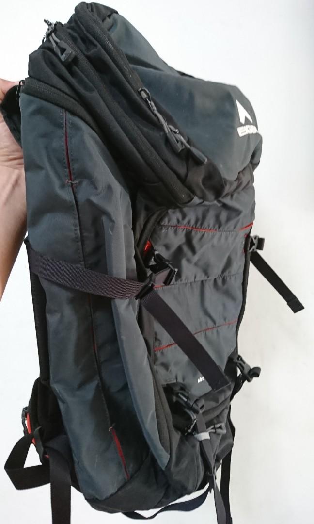 Tas Gunung Eiger Metropod 35 Liter, Fesyen Pria, Tas & Dompet di Carousell
