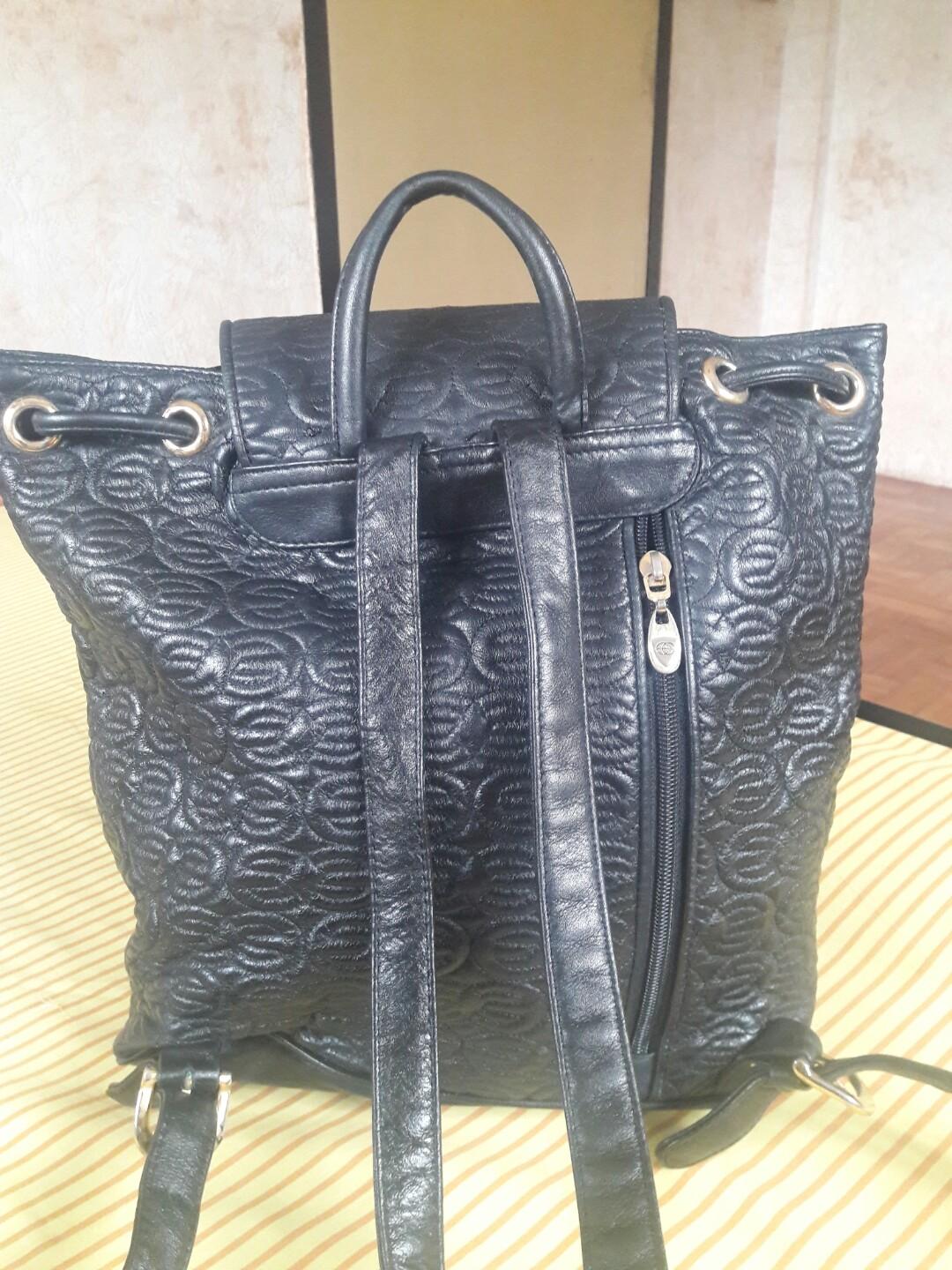 Esquire Collection Genuine Leather Quilted Black Backpack, Women's ...