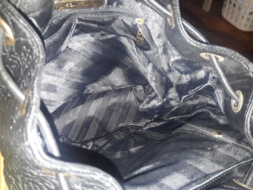 Esquire Collection Genuine Leather Quilted Black Backpack, Women's ...