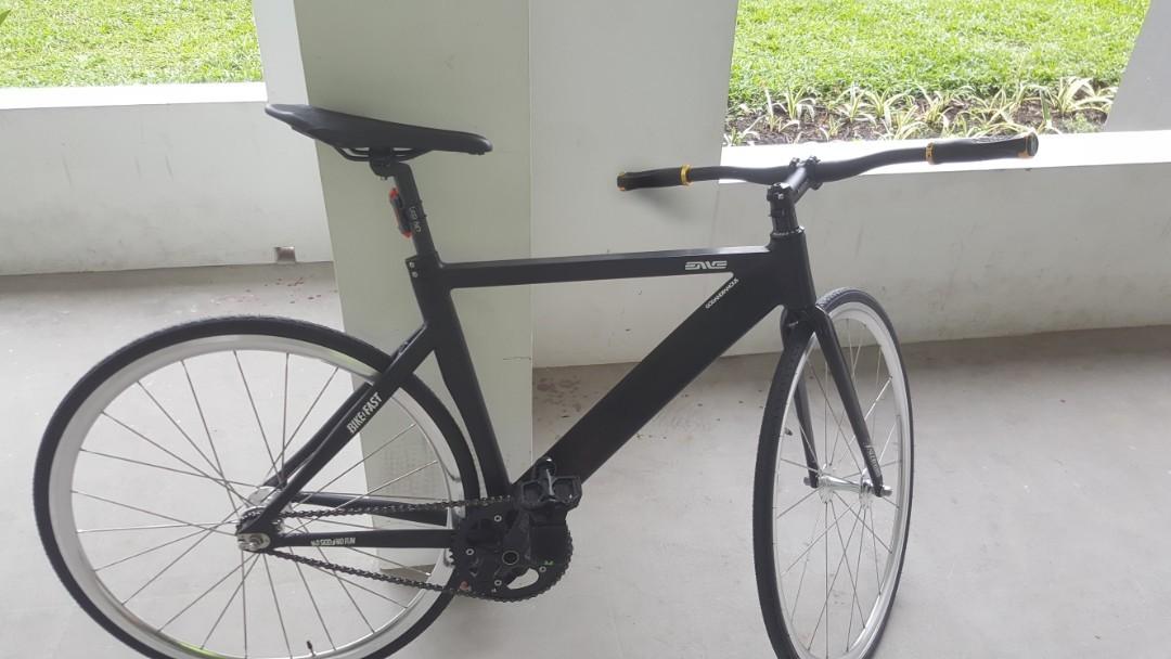 Throne Tracklord 2, Sports Equipment, Bicycles & Parts, Bicycles on ...