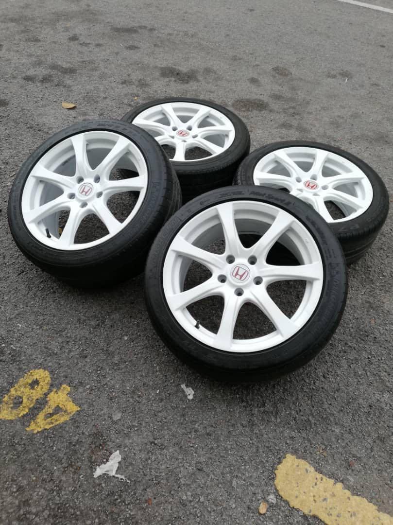 Type r 17 inch sports rim civic fd tyre 70%, Auto Accessories on Carousell