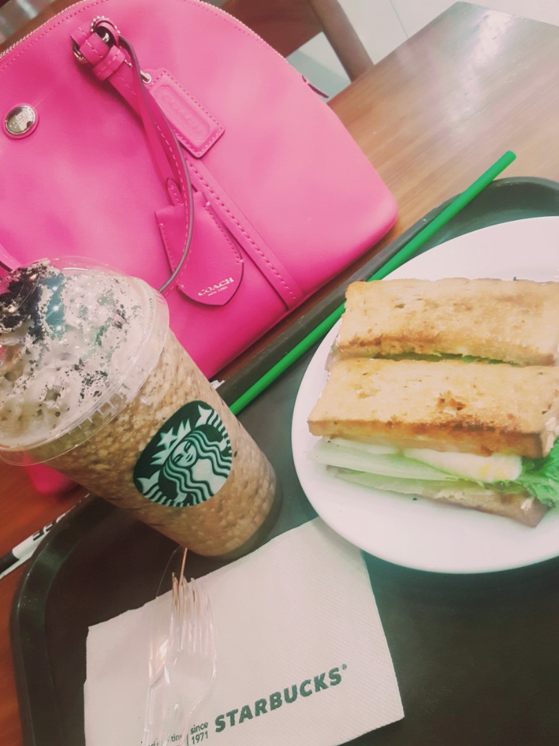 Bag on hand, Women's Fashion, Bags & Wallets, Tote Bags on Carousell