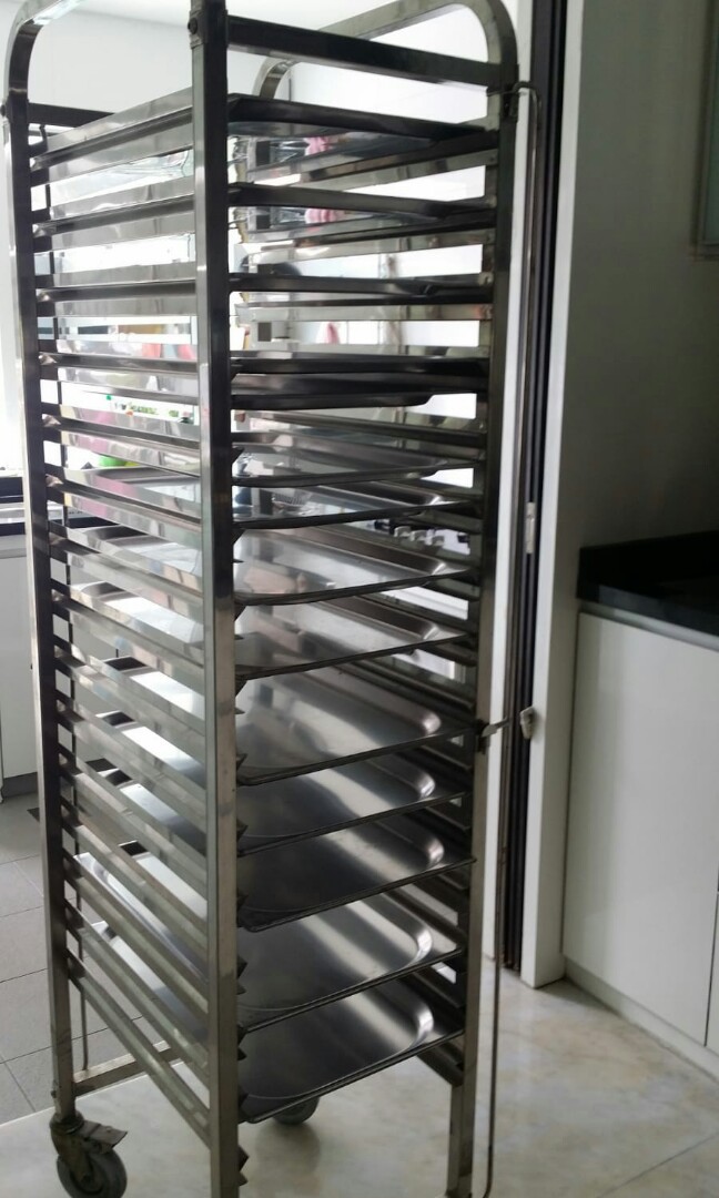 Baking pan shelf tray trolley with stainless steel trays., Furniture ...