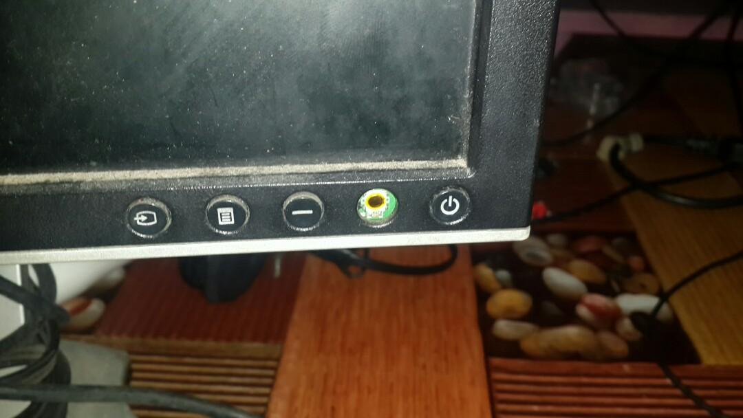 DELL 17" TFT monitor, Computers & Tech, Desktops on Carousell