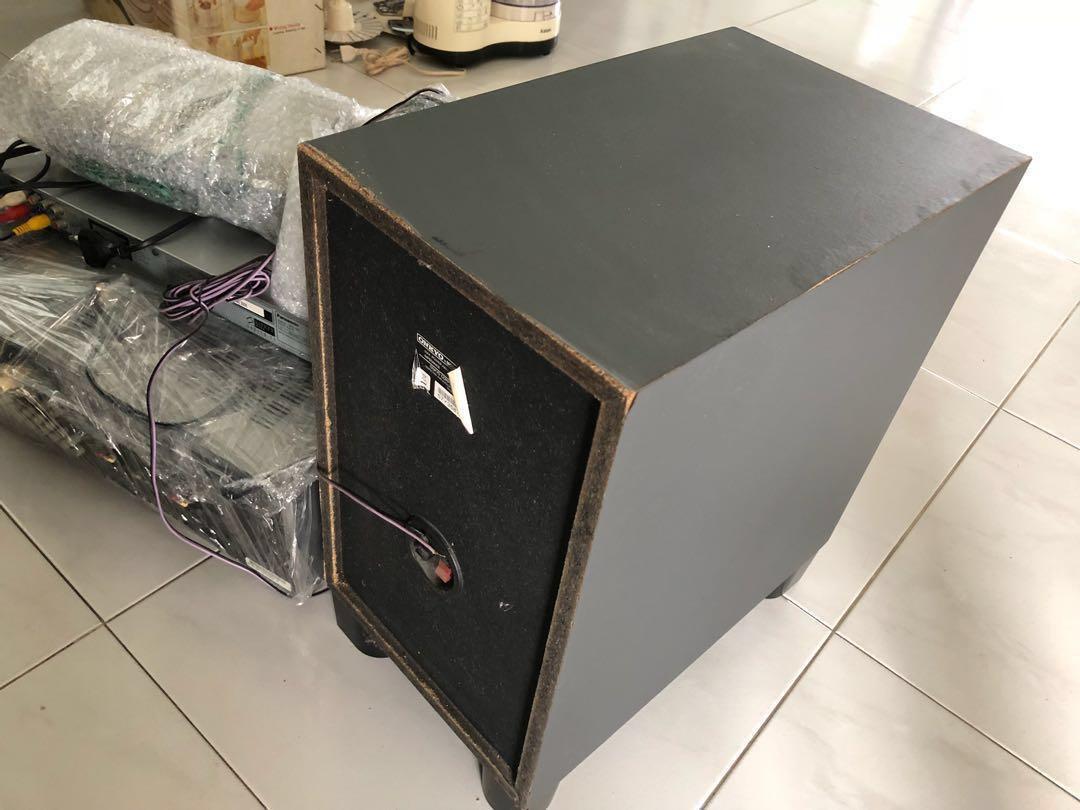 Onkyo HT-R340 Home Theatre Receiver Bundle (w/ 5 Speakers & 1 Subwoofer ...