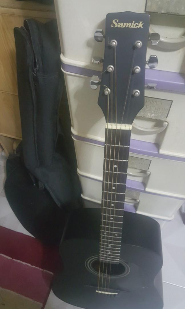 Samick acoustic guitar, Hobbies & Toys, Music & Media, Musical Instruments on Carousell