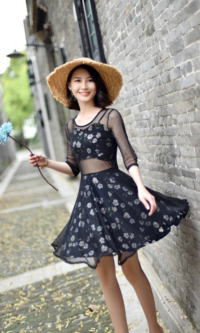 Sheer Mesh Flora Dress, Women's Fashion, Tops, Sleeveless on Carousell