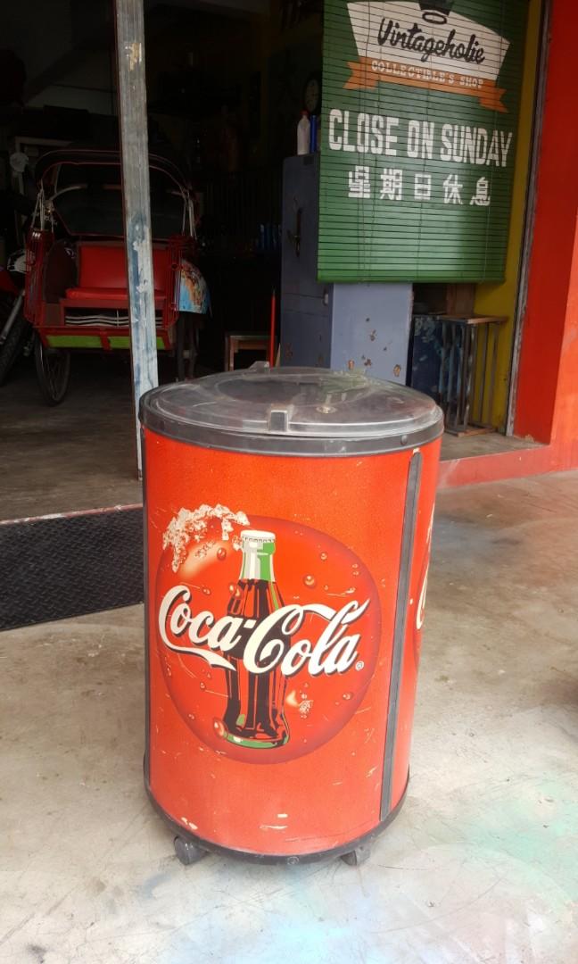Vintage Coca Cola Cooler Box, Hobbies & Toys, Collectibles ...