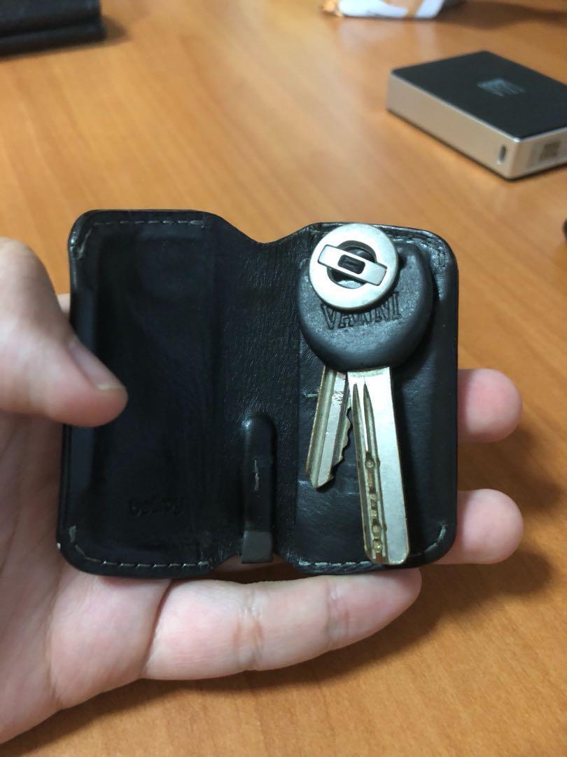 Bellroy Key Holder, Men's Fashion, Watches & Accessories, Wallets ...