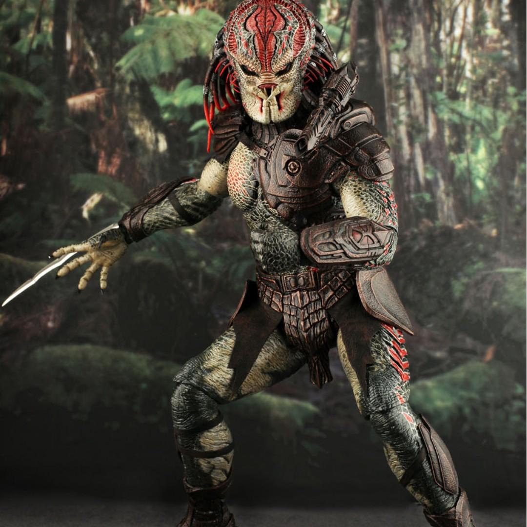 Hot Toys PREDATORS BERSERKER PREDATOR 1/6TH SCALE COLLECTIBLE FIGURE ...