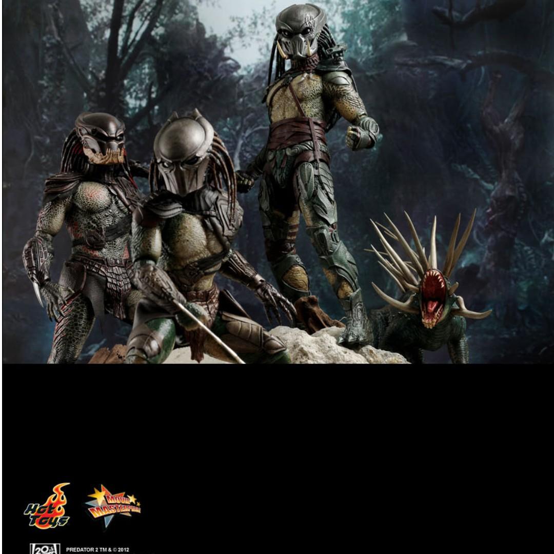 Hot Toys PREDATORS TRACKER PREDATOR WITH HOUND 1/6TH SCALE COLLECTIBLE ...
