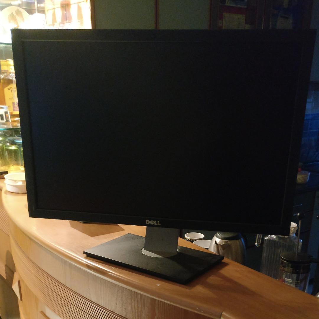 30" 2560 x 1600 QHD professional monitor (Dell UltraSharp U3011 ...