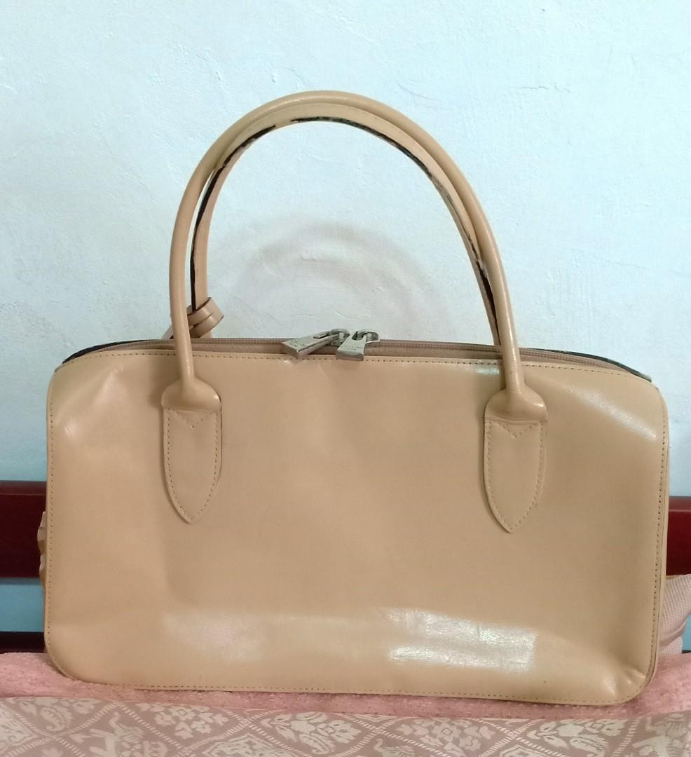 Cellini bag, Women's Fashion, Bags & Wallets, Cross-body Bags on Carousell