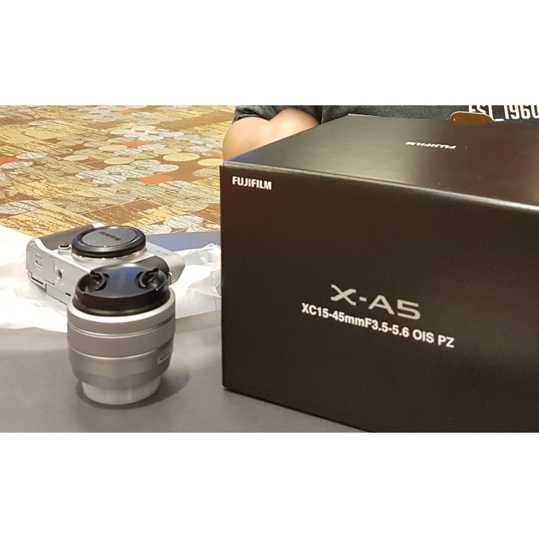 Fujifilm Xa5 - Almost New, Photography, Cameras on Carousell