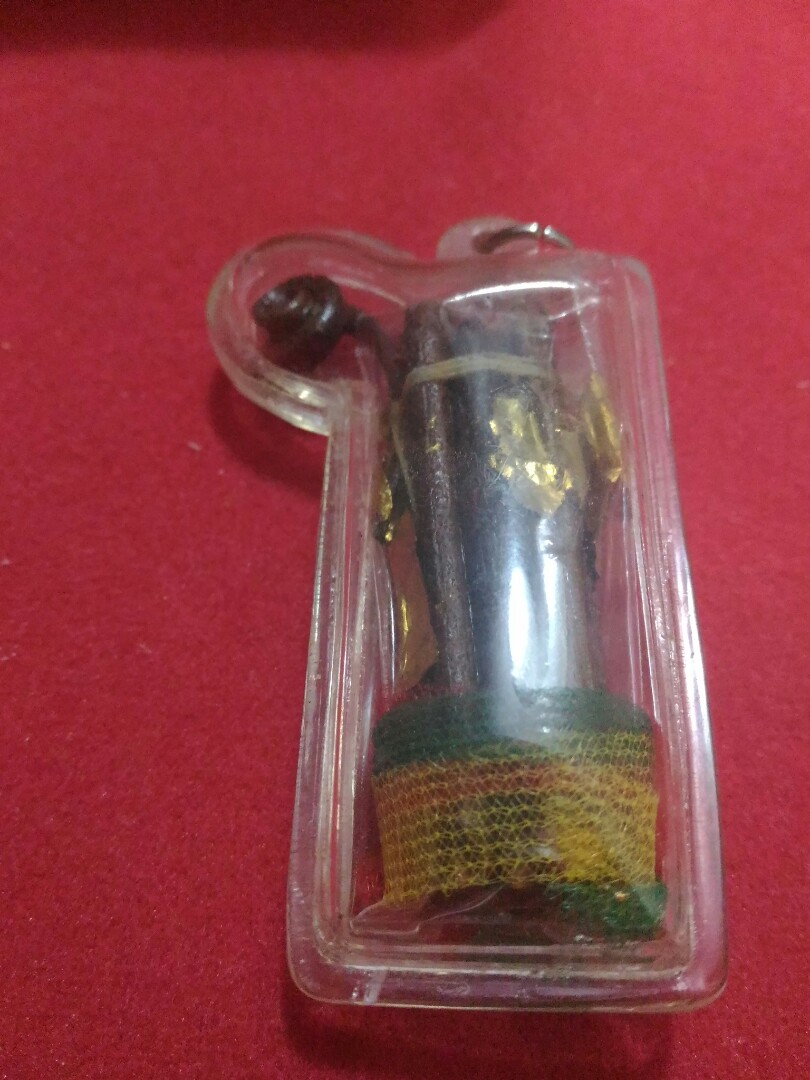 Luang Pu Key 9 Sacred root (Thai Amulet), Hobbies & Toys, Memorabilia ...